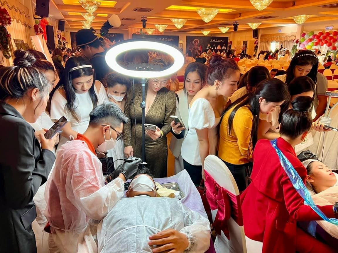 Anh Nam Trần – Cựu sinh viên chuyên ngành kế toán và bước chuyển mình trong nghệ thuật thẩm mỹ ...