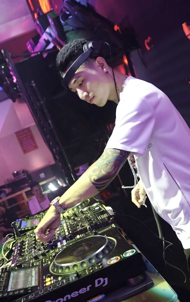 DJ Quang Anh – Đốt cháy cảm xúc sân khấu cùng âm nhạc - KÊNH NGƯỜI NỔI ...