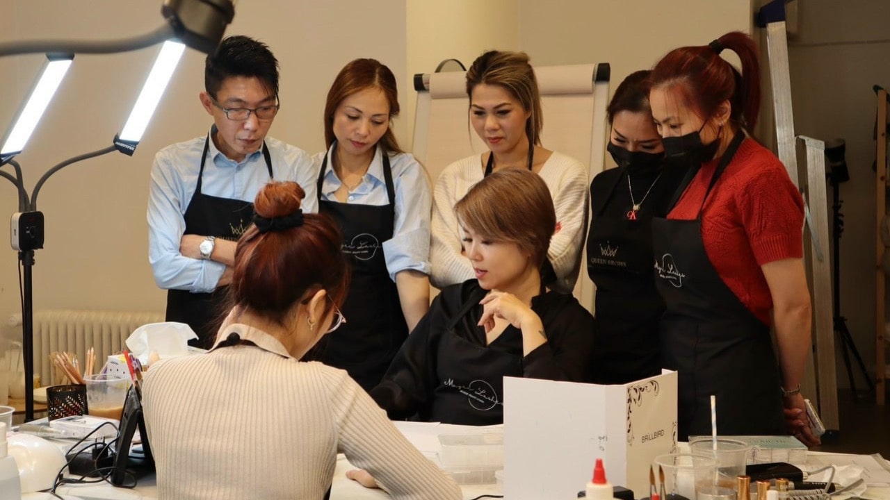 Master Hong Nhung – Nails Artist gây ấn tượng với thành tích làm rạng ...