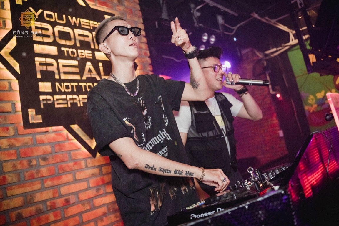Triple B – Câu chuyện âm nhạc dẫn lối đến con đường DJ - KÊNH NGƯỜI NỔI ...