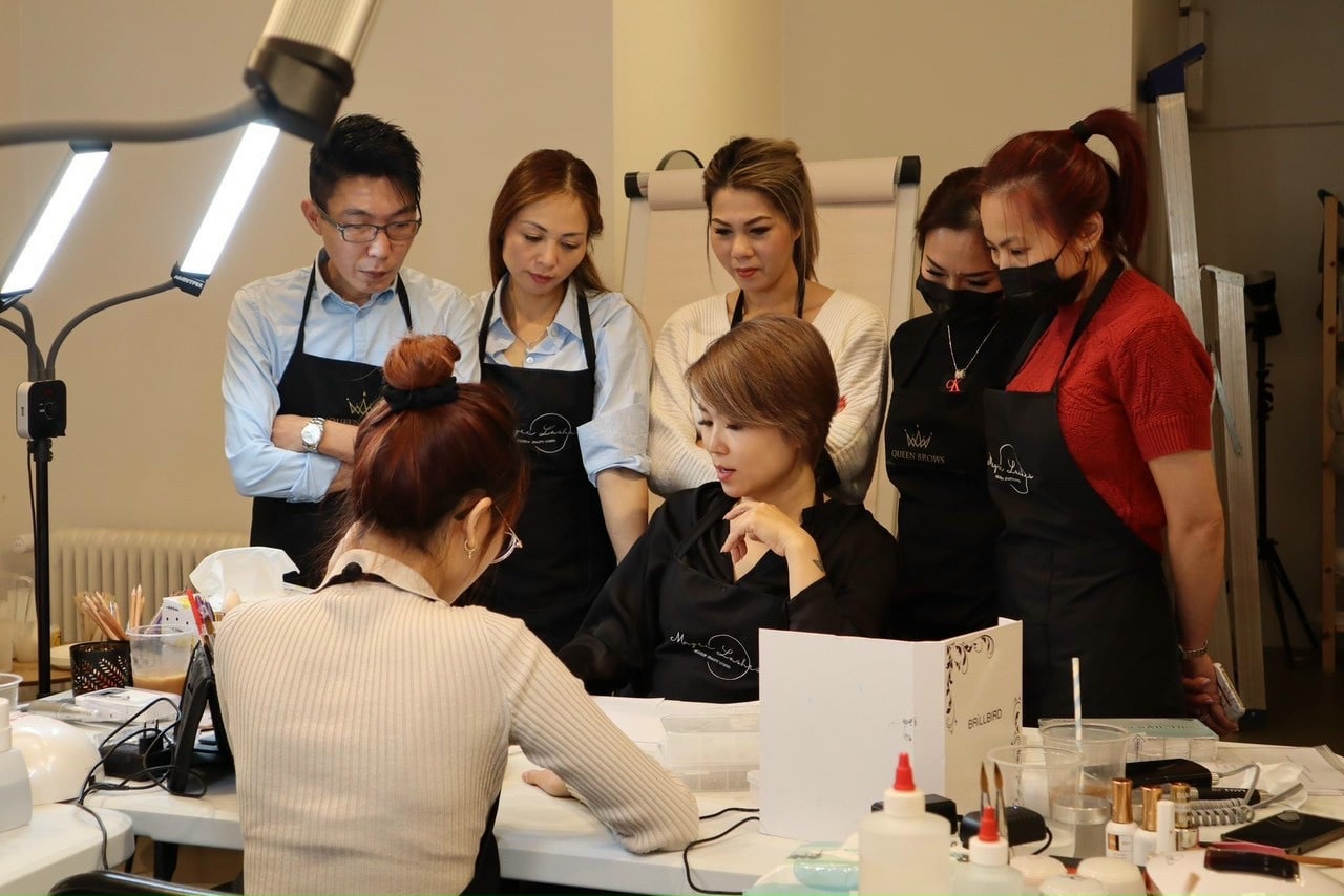 Master Hong Nhung – Nails Artist gây ấn tượng với thành tích làm rạng rỡ người Việt giữa trời ...