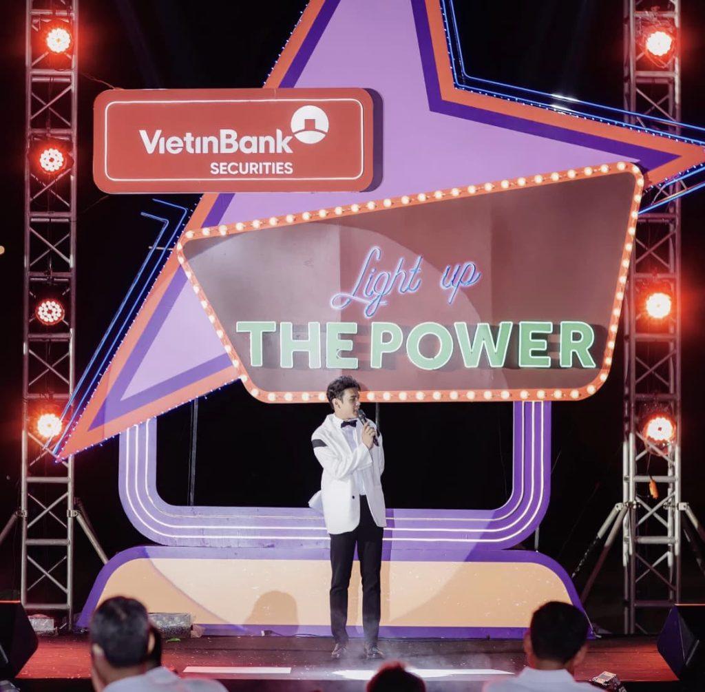 MC Vương Châu Huynh – Nghệ thuật, khó khăn và sự kiên nhẫn - KÊNH NGƯỜI NỔI TIẾNG