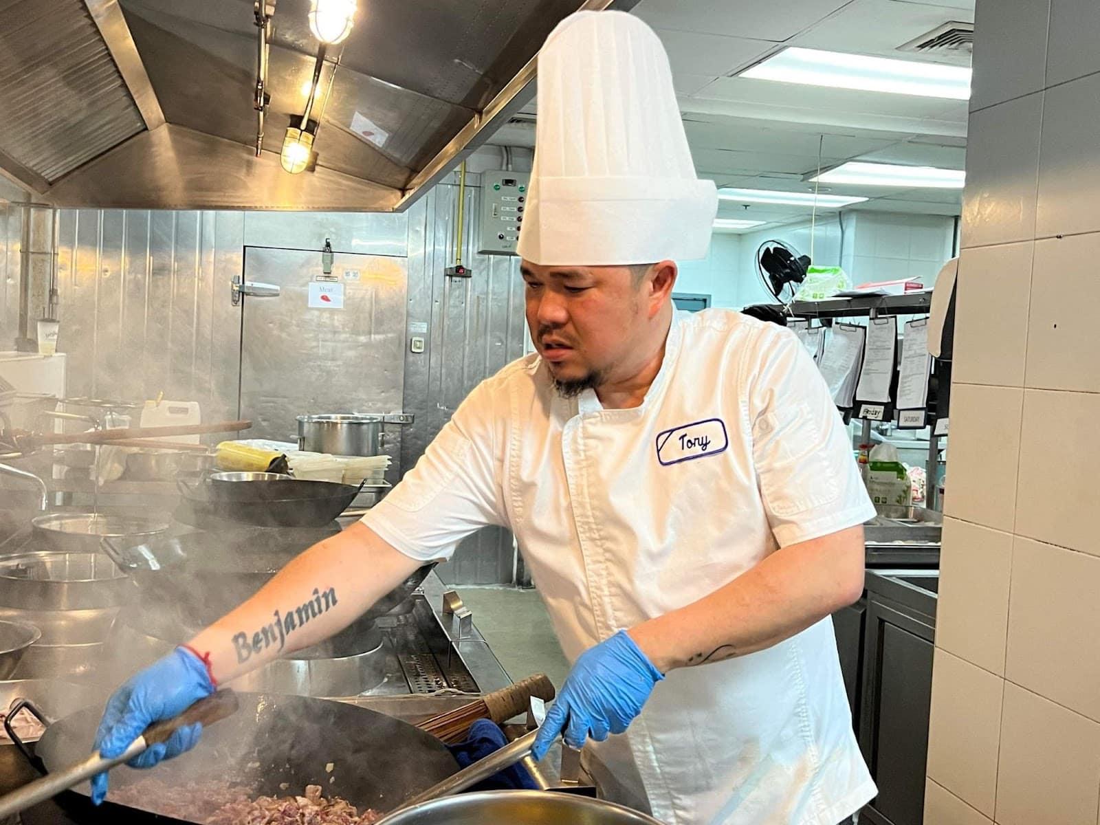 Tony Cao Văn Luận – Một đời đau đáu theo Phở! - KÊNH NGƯỜI NỔI TIẾNG