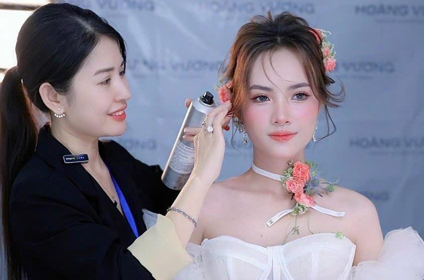 Hạnh Nguyễn Makeup Academy – Thiên đường của những layout makeup cô dâu ...