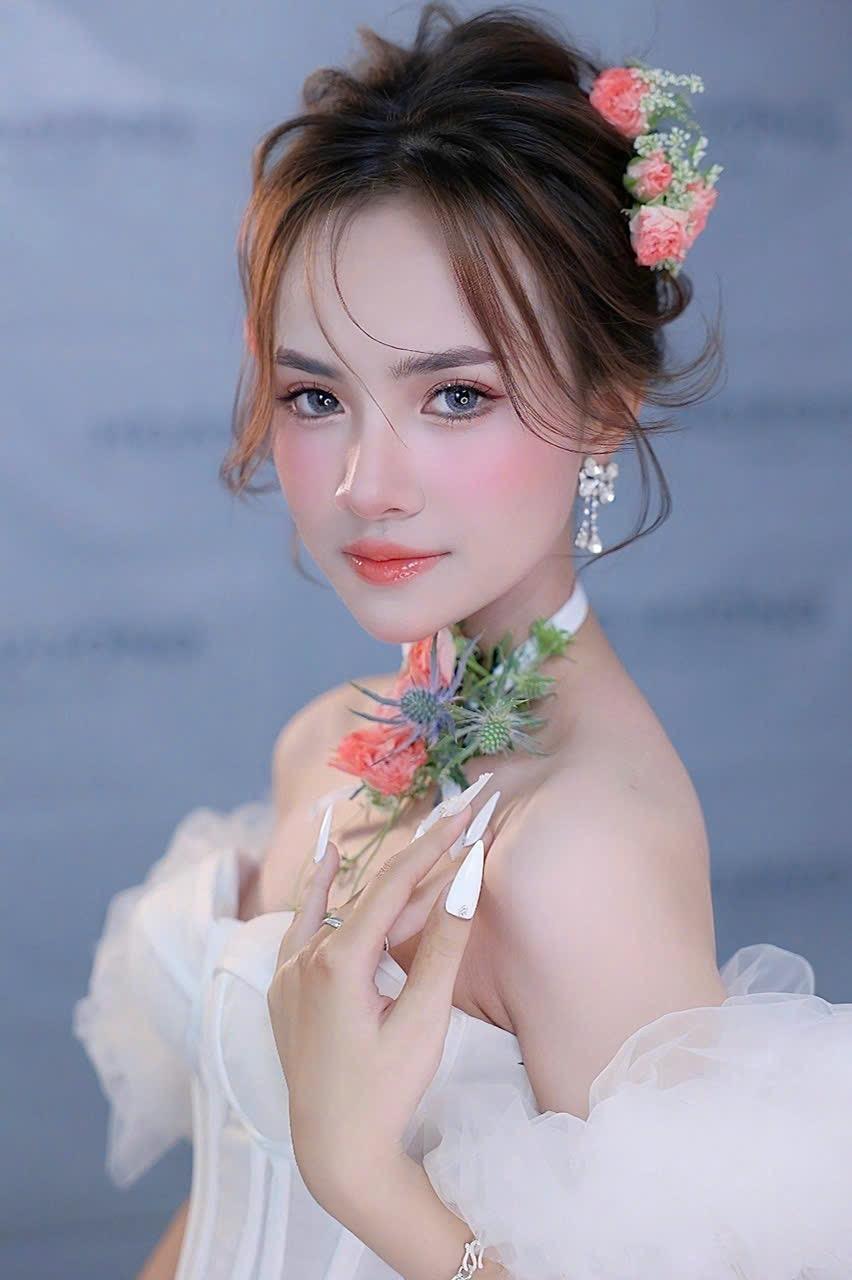 Hạnh Nguyễn Makeup Academy – Thiên đường của những layout makeup cô dâu ...