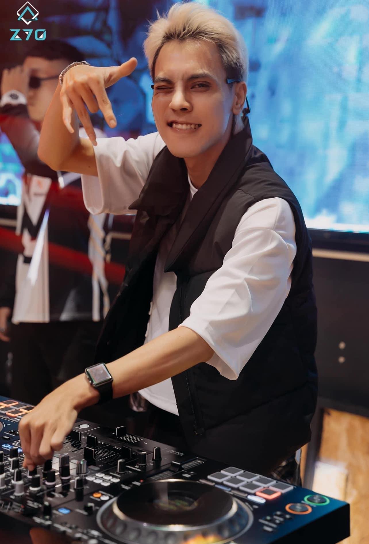 DJ Dark Hole – Hành trình đam mê và cháy hết mình cùng âm nhạc điện tử ...