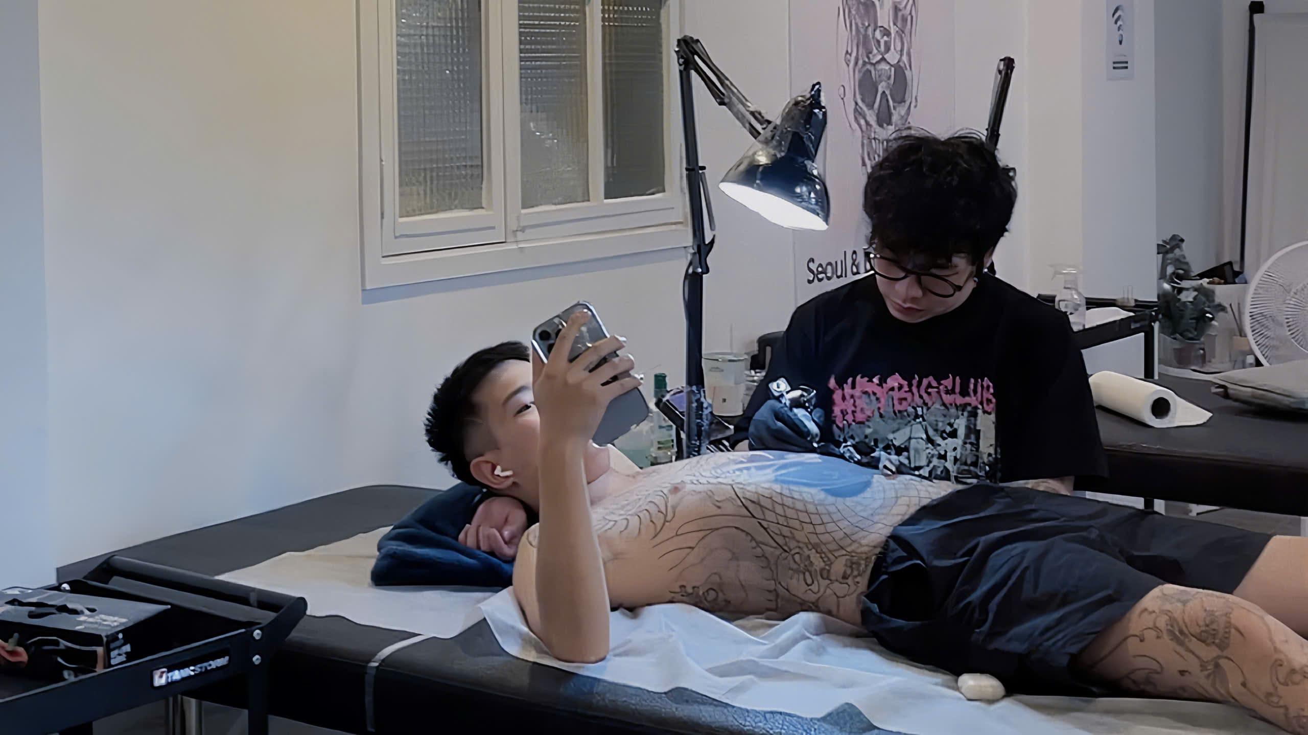 Tattoo artist Logan – Khi nghệ thuật xăm hình trở thành nét tinh hoa ...