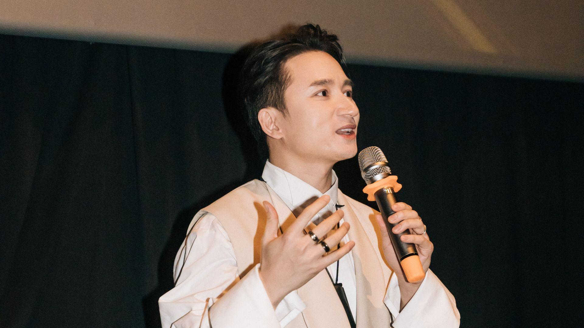 Phan Mạnh Quỳnh 10 Năm ấp ủ Cinelove 6 Năm Chờ đợi Sân Khấu Live 2531