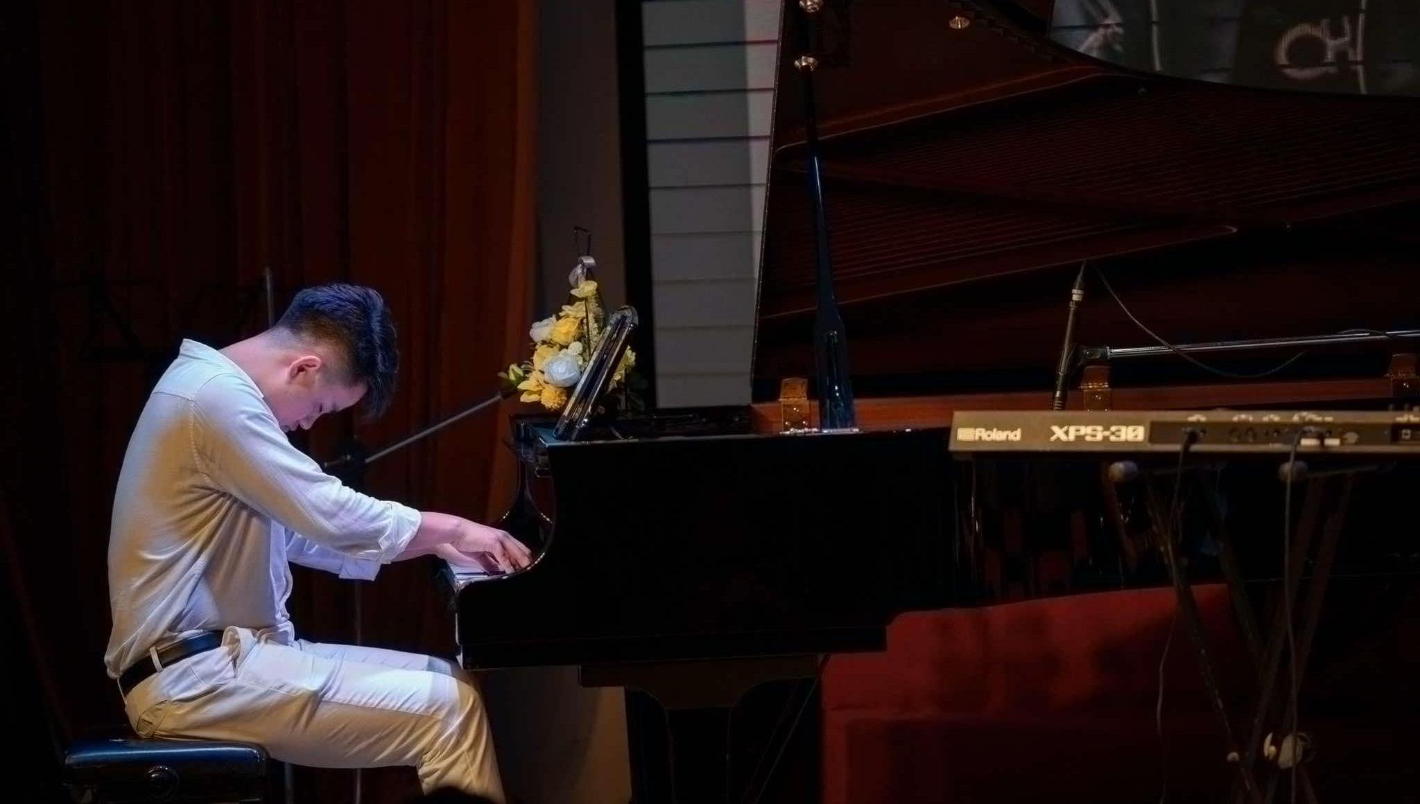 Doãn Long Piano – Nghệ thuật kể chuyện qua từng phím đàn - KÊNH NGƯỜI ...